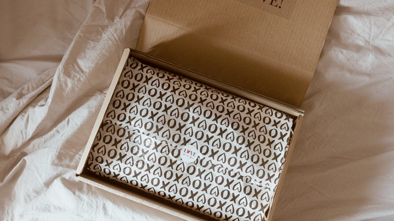 Packaging Solutions for Fashion Stores - Packitup